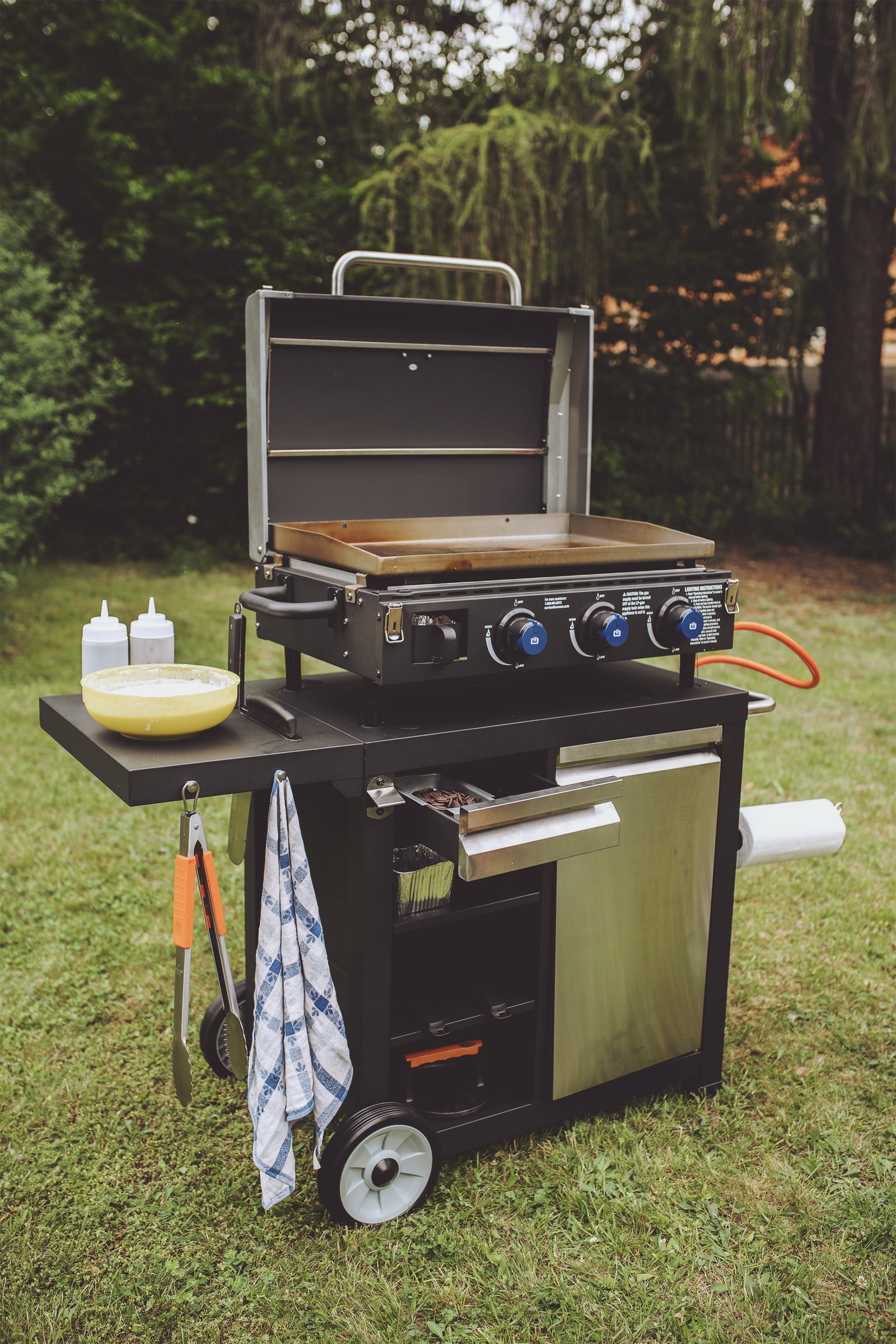 Razor 3 Burner Portable Griddle with Lid